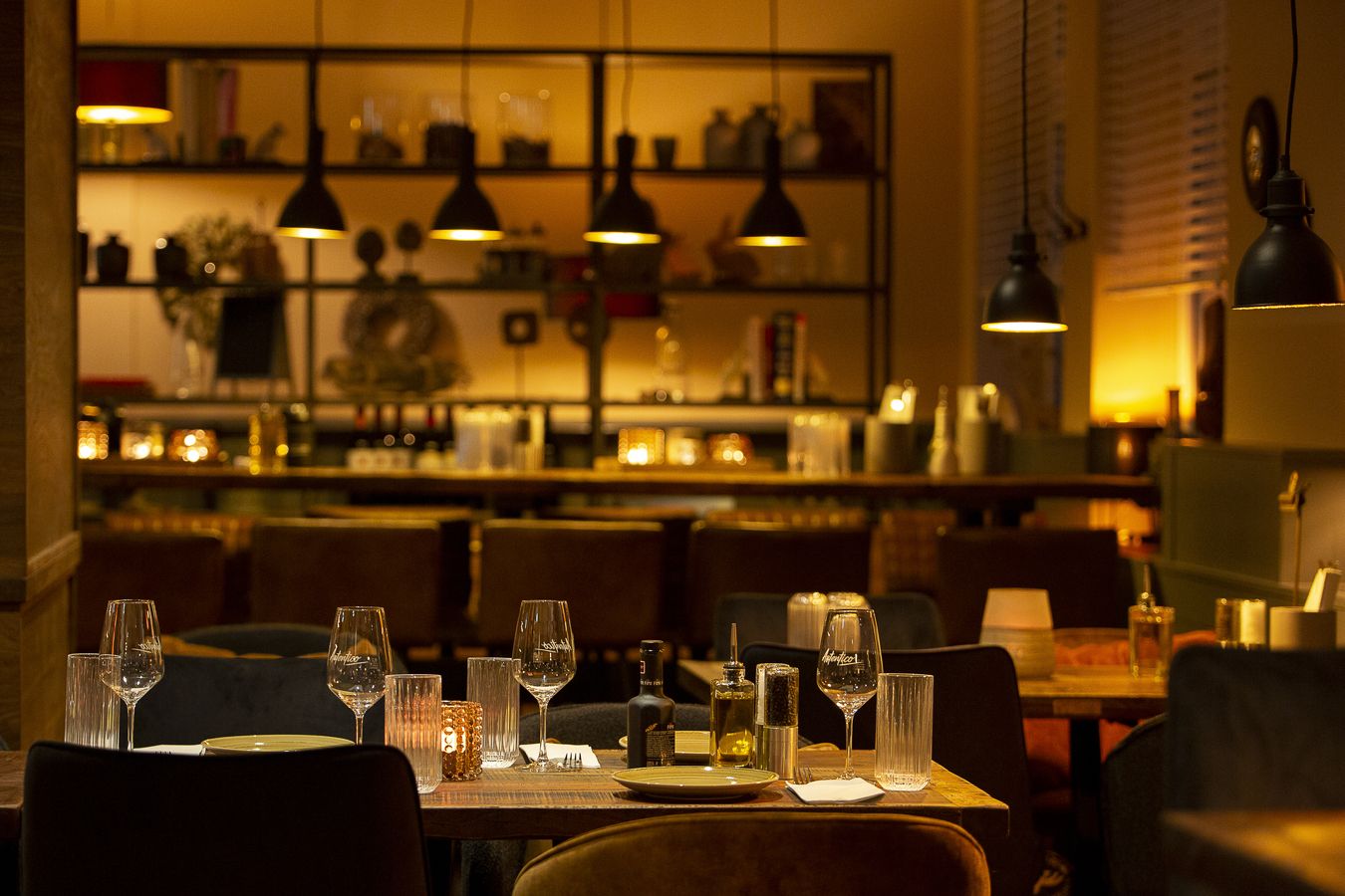 Willkommen - Autentico GmbH